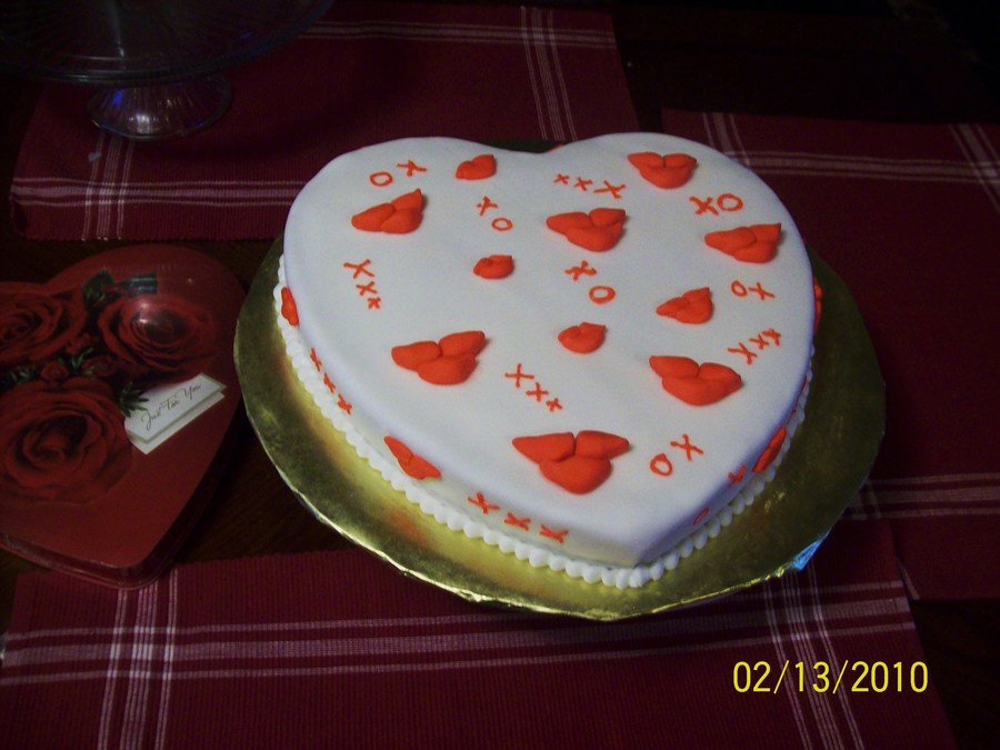 Valentine's Heart - CakeCentral.com