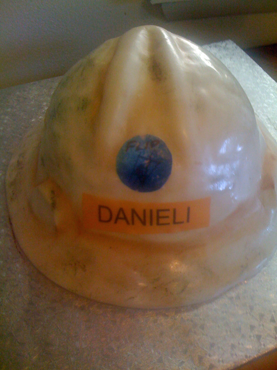 Pg&e Hard Hat - CakeCentral.com