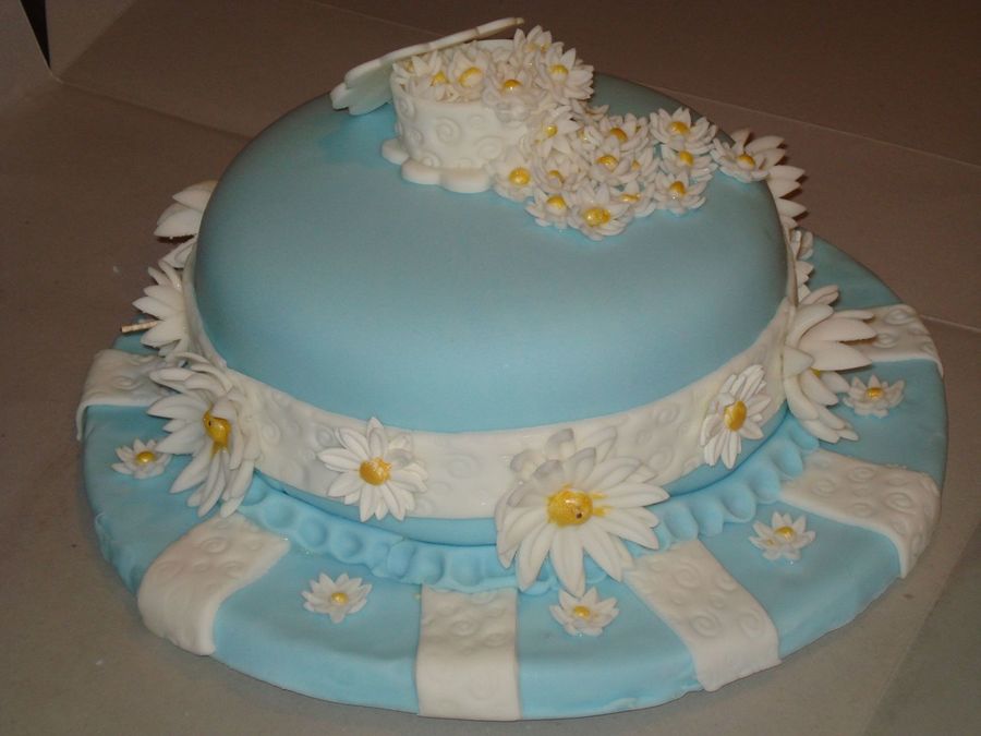 Fondant & Gumpaste Final Cake - CakeCentral.com