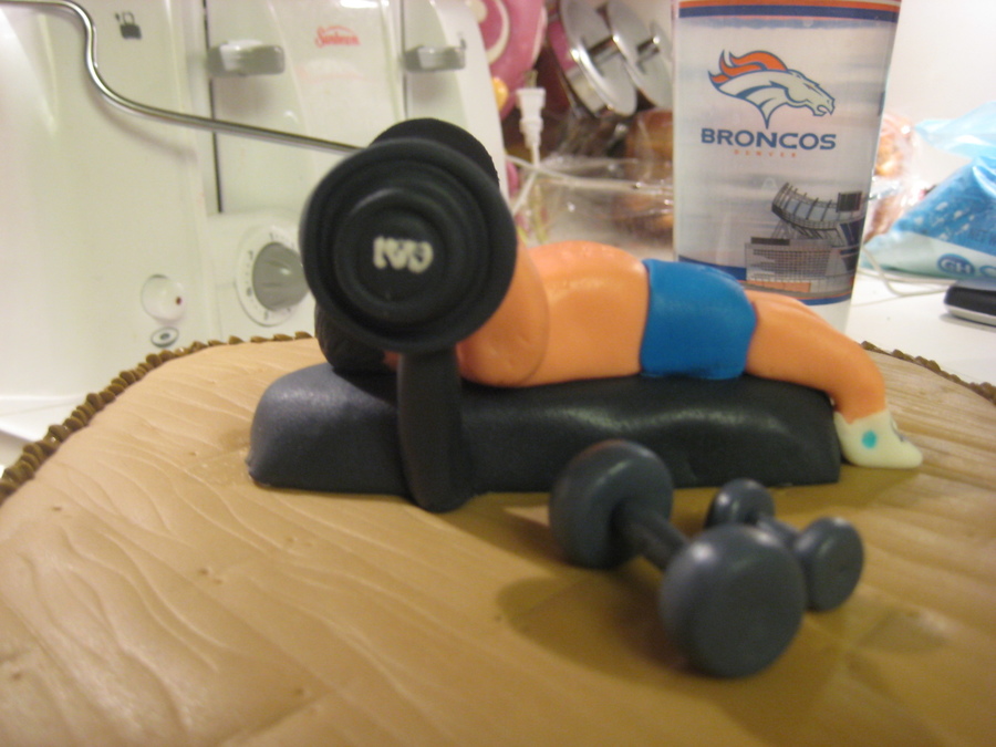 Work Out Gym Cake - CakeCentral.com