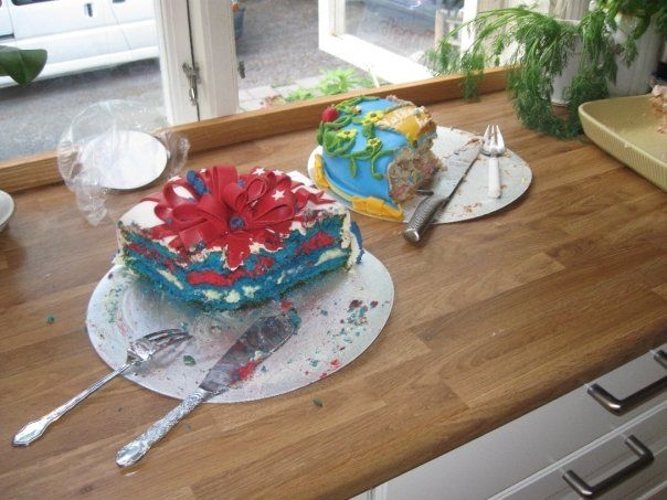 Dsc00016.jpg - CakeCentral.com