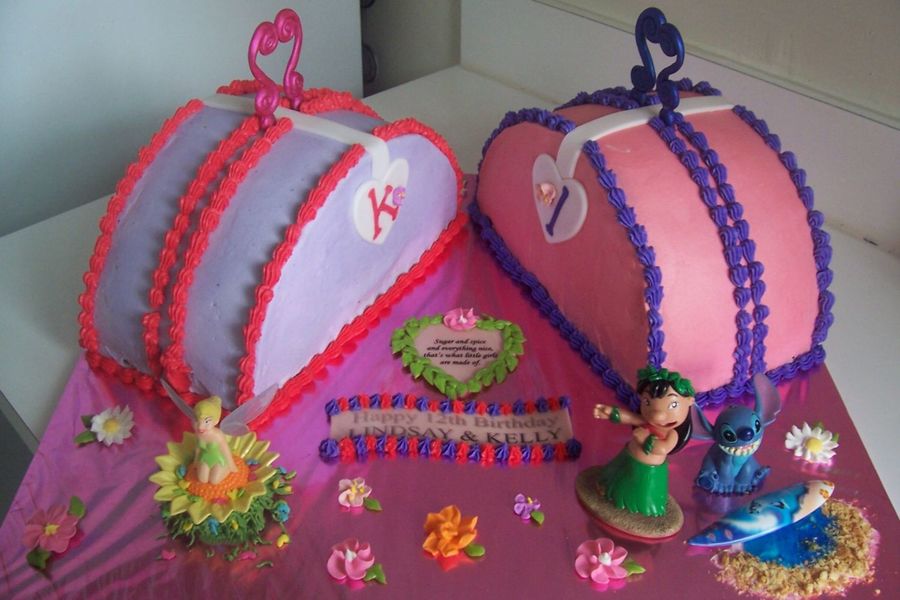 Twin Purses - CakeCentral.com