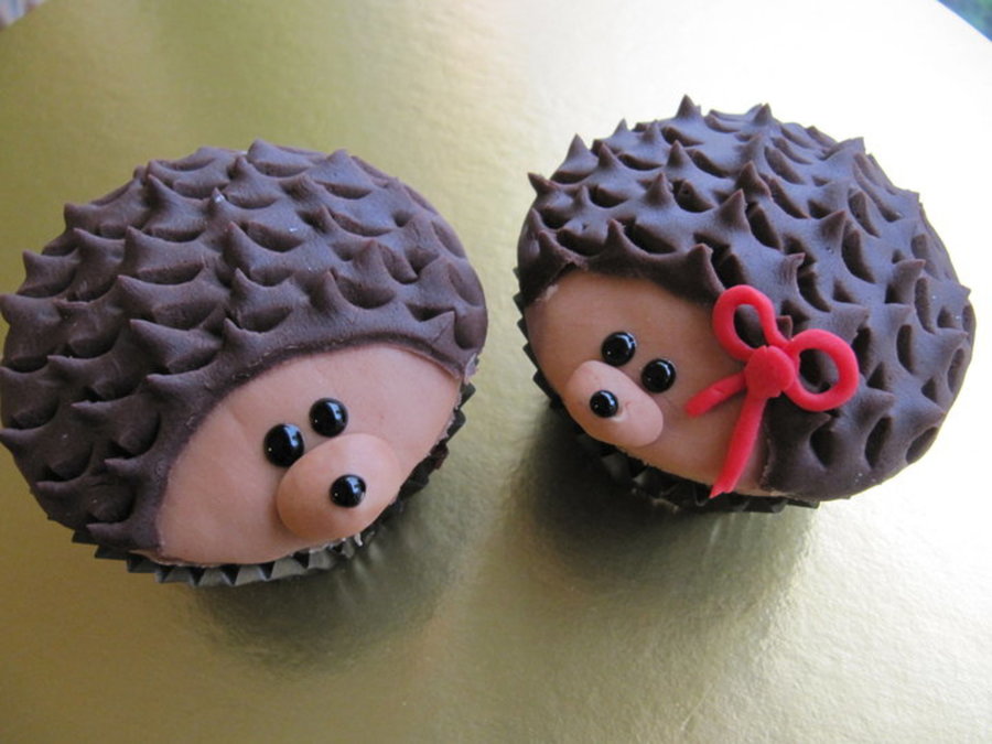 Hedgehog Cupcakes - CakeCentral.com
