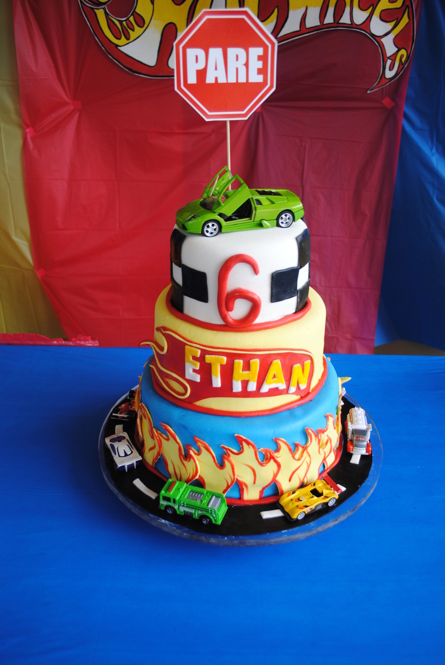 Hot Wheels - CakeCentral.com
