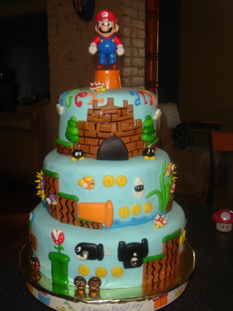 Super Mario - CakeCentral.com