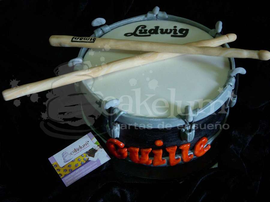 Drum Ludwig Cake - CakeCentral.com