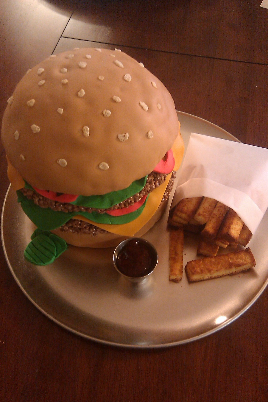 Cheeseburger Cake - CakeCentral.com