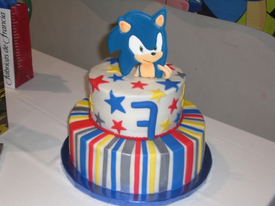 Sonic Birthday Cake - CakeCentral.com