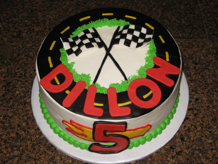 Race Track Birthday Cake - CakeCentral.com