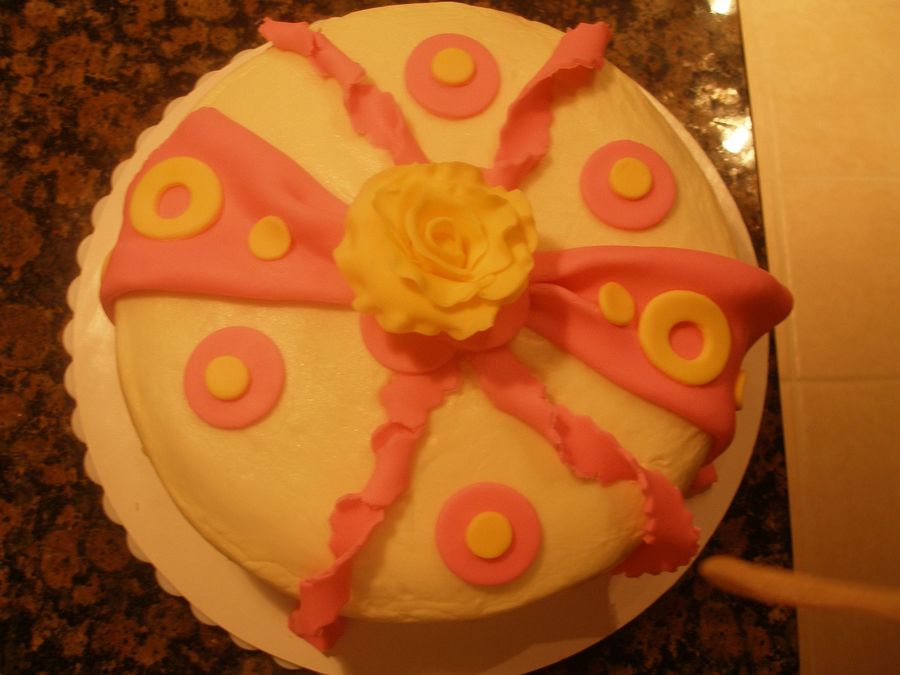 Cream Cheese And Fondant - CakeCentral.com