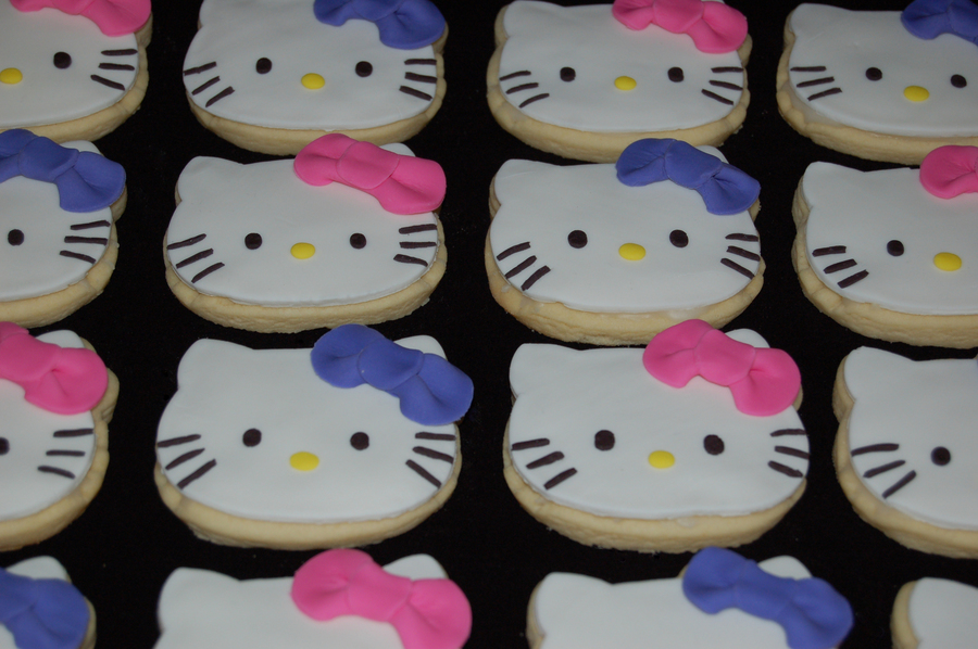 Hello Kitty Cookies - CakeCentral.com