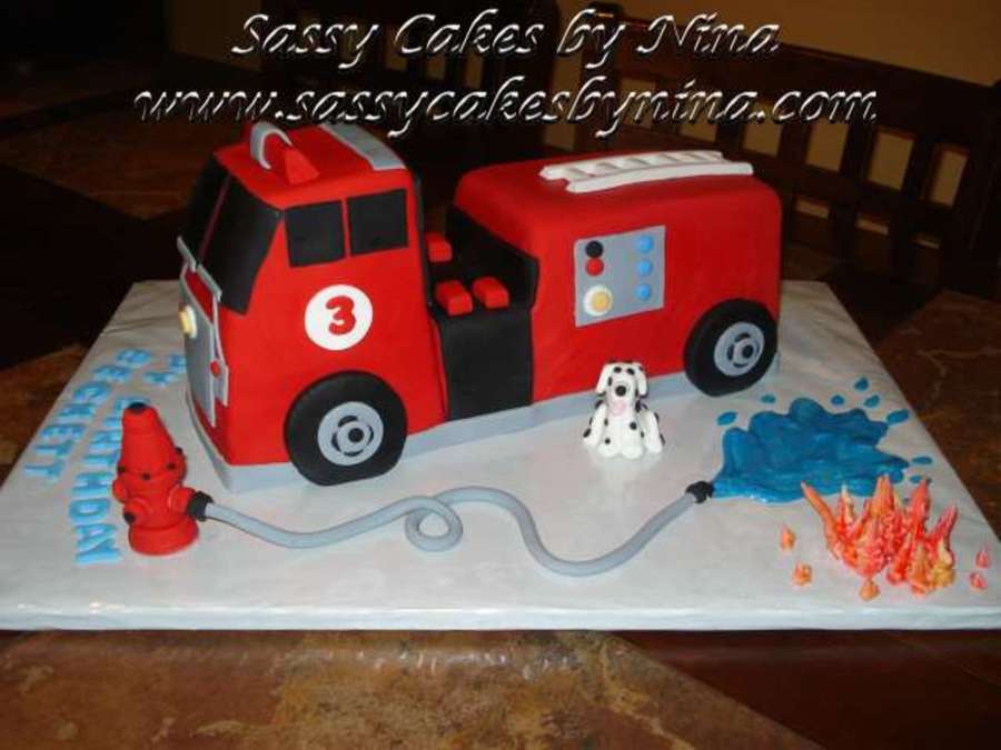 Fire Engine - CakeCentral.com