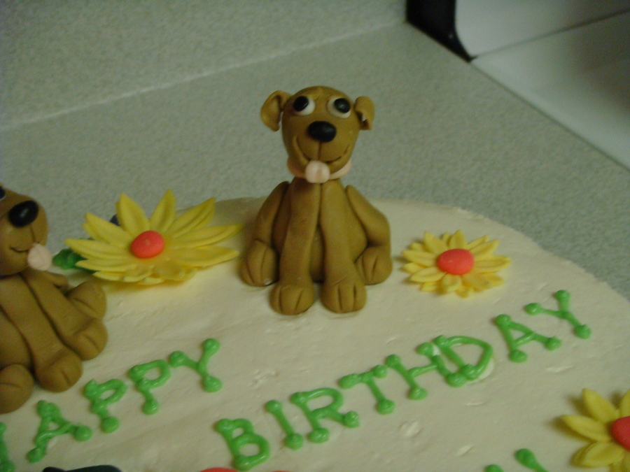 Dogs And Cats - CakeCentral.com