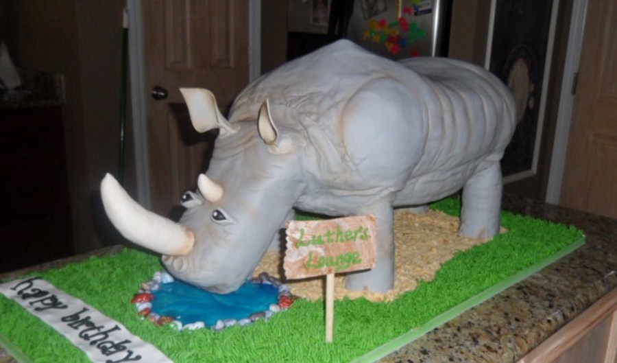 Rhinoceros Cake - CakeCentral.com