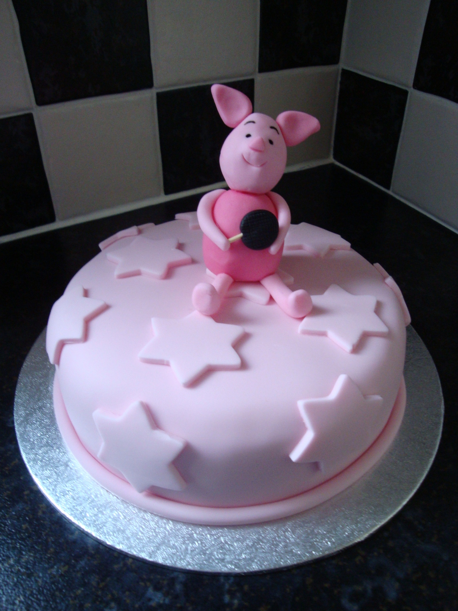 Piglet Stars - CakeCentral.com