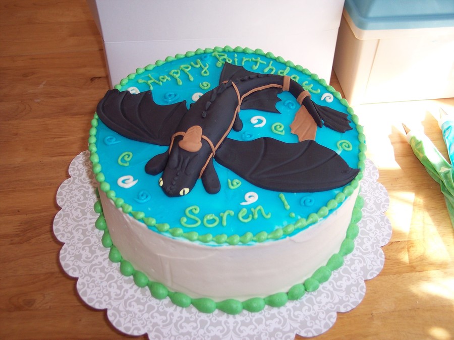 Toothless Cake - CakeCentral.com
