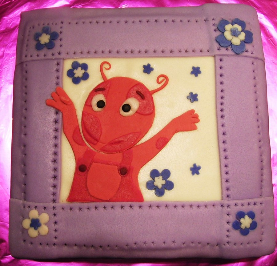 Uniqua - CakeCentral.com