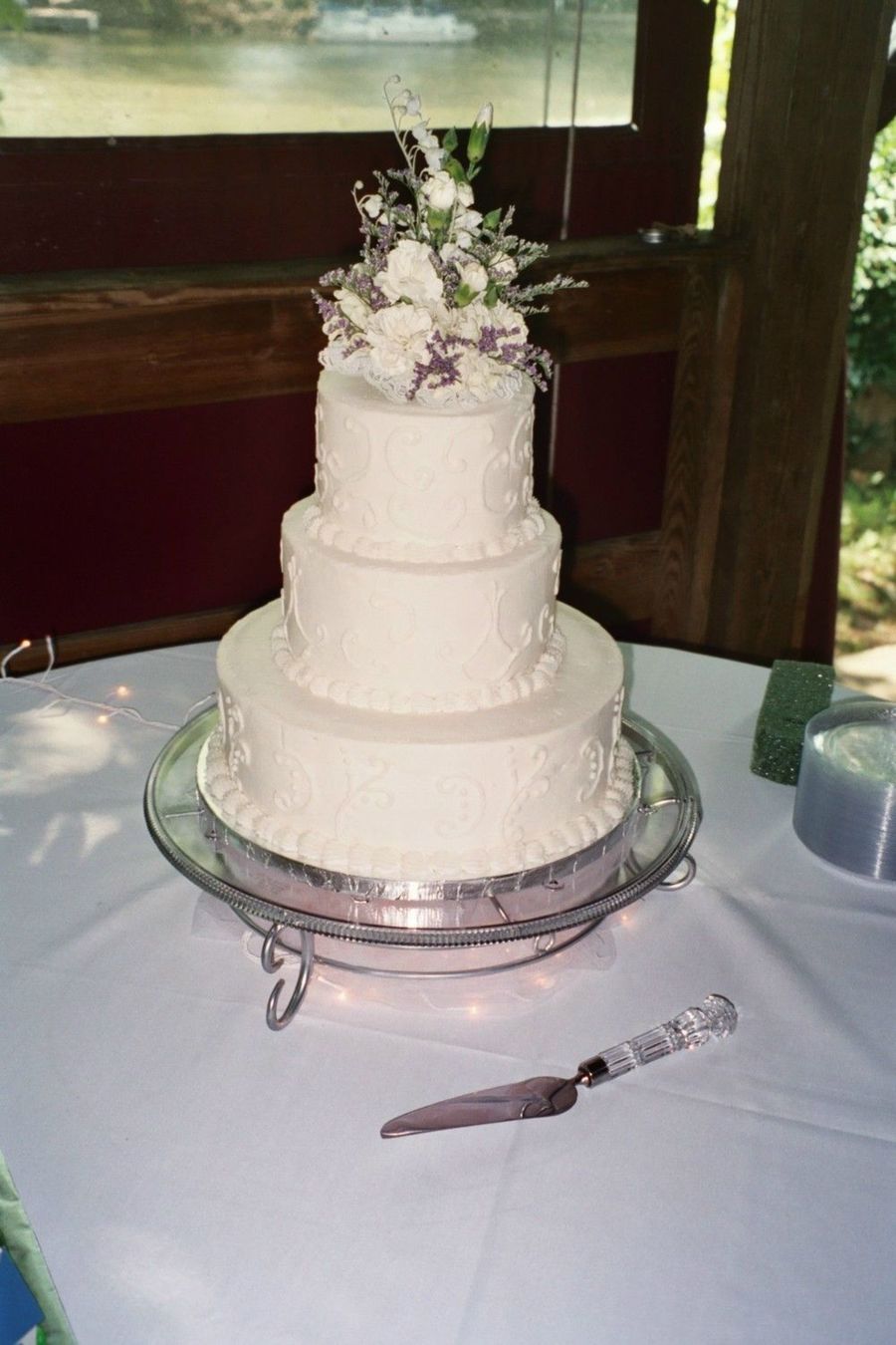 Wedding_Scrolls.jpg - CakeCentral.com
