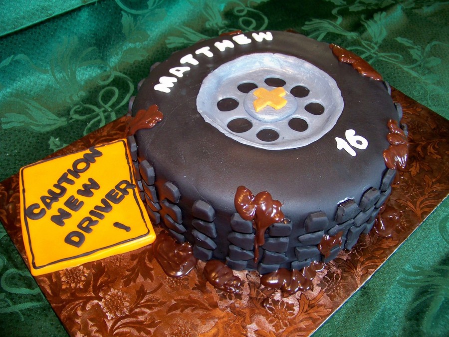 A Little Mud On The Tires - CakeCentral.com