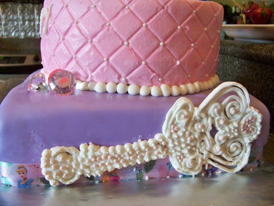 Princess Jewelry Box Cake - CakeCentral.com