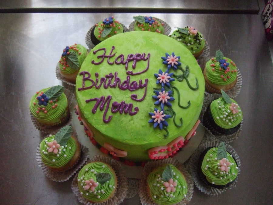 Mom's Birthday Cake - CakeCentral.com