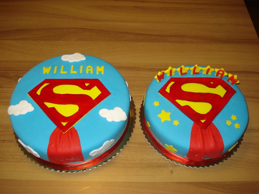 Superman - CakeCentral.com