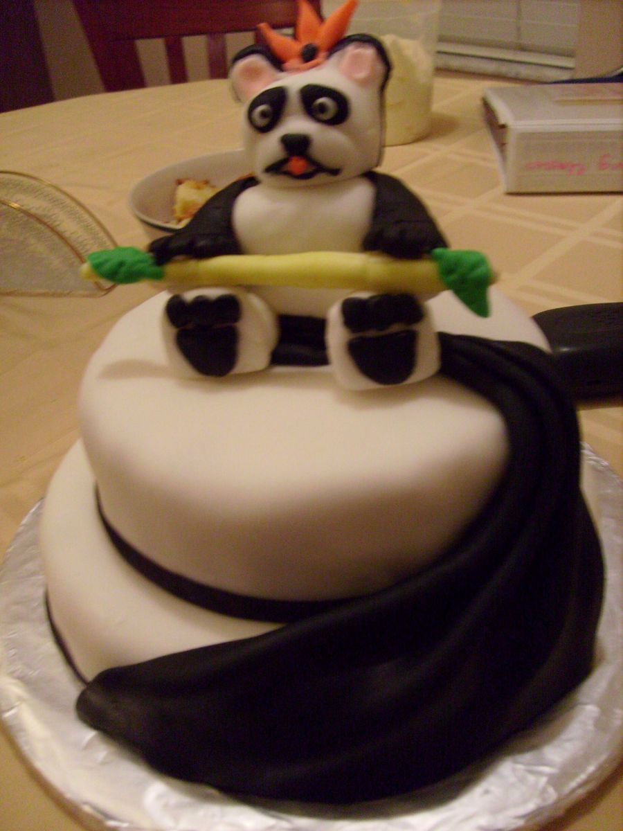 Panda Cake - CakeCentral.com