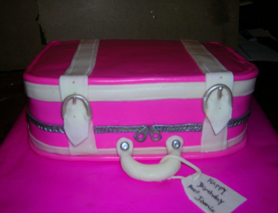 Suitcase Cake - CakeCentral.com