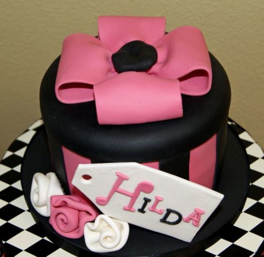 Hilda's Cupcake Tower - CakeCentral.com