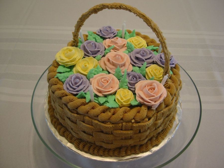 Basket Of Roses - CakeCentral.com