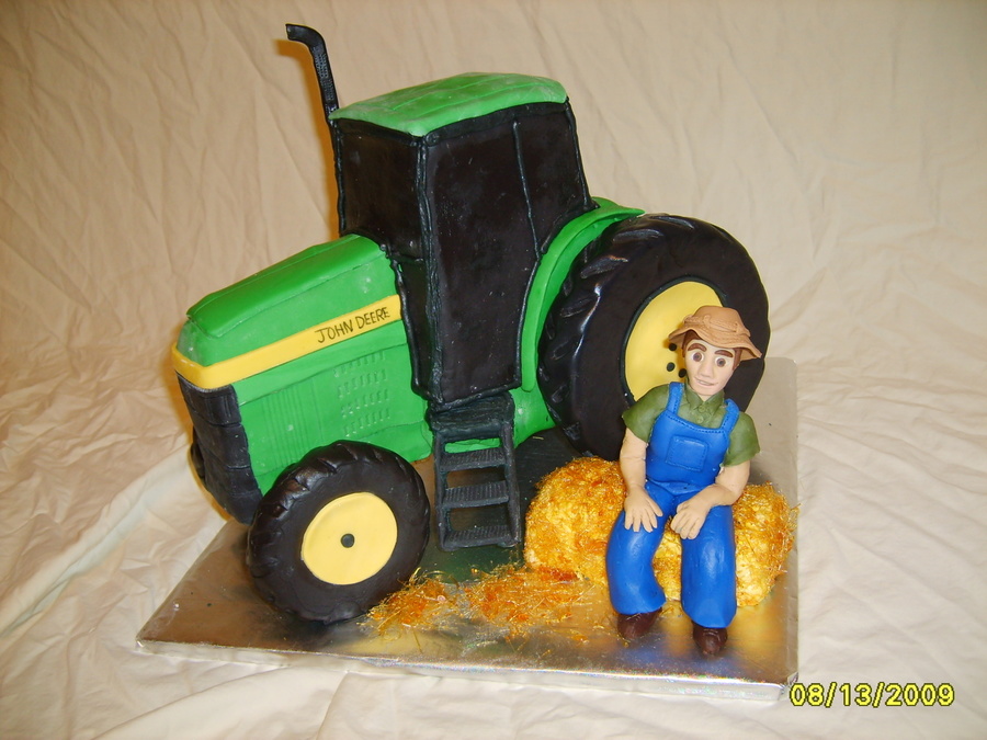 John Deere Tractor - CakeCentral.com