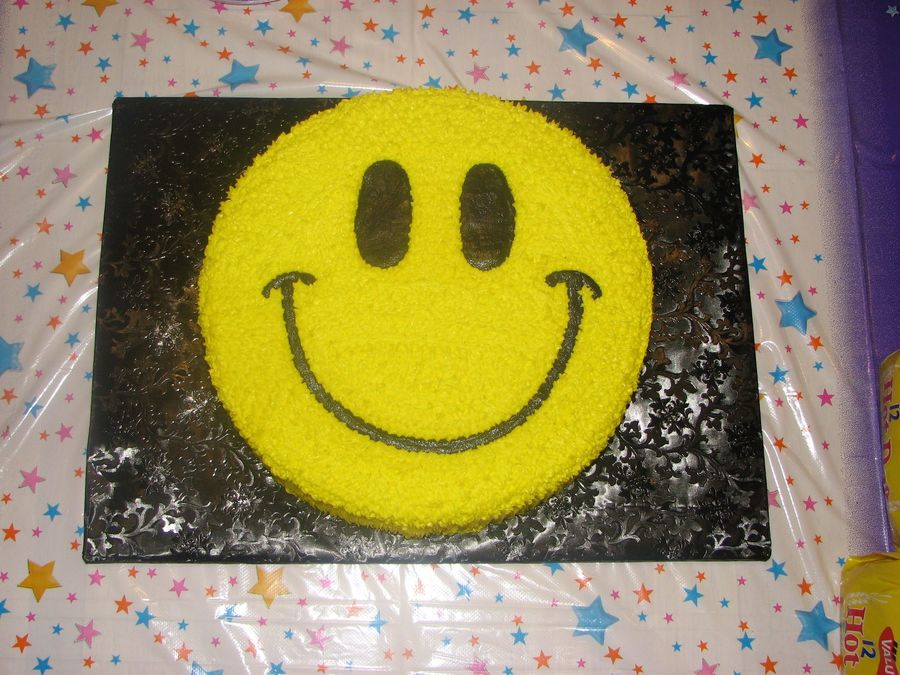 Smiley Face Birthday - CakeCentral.com