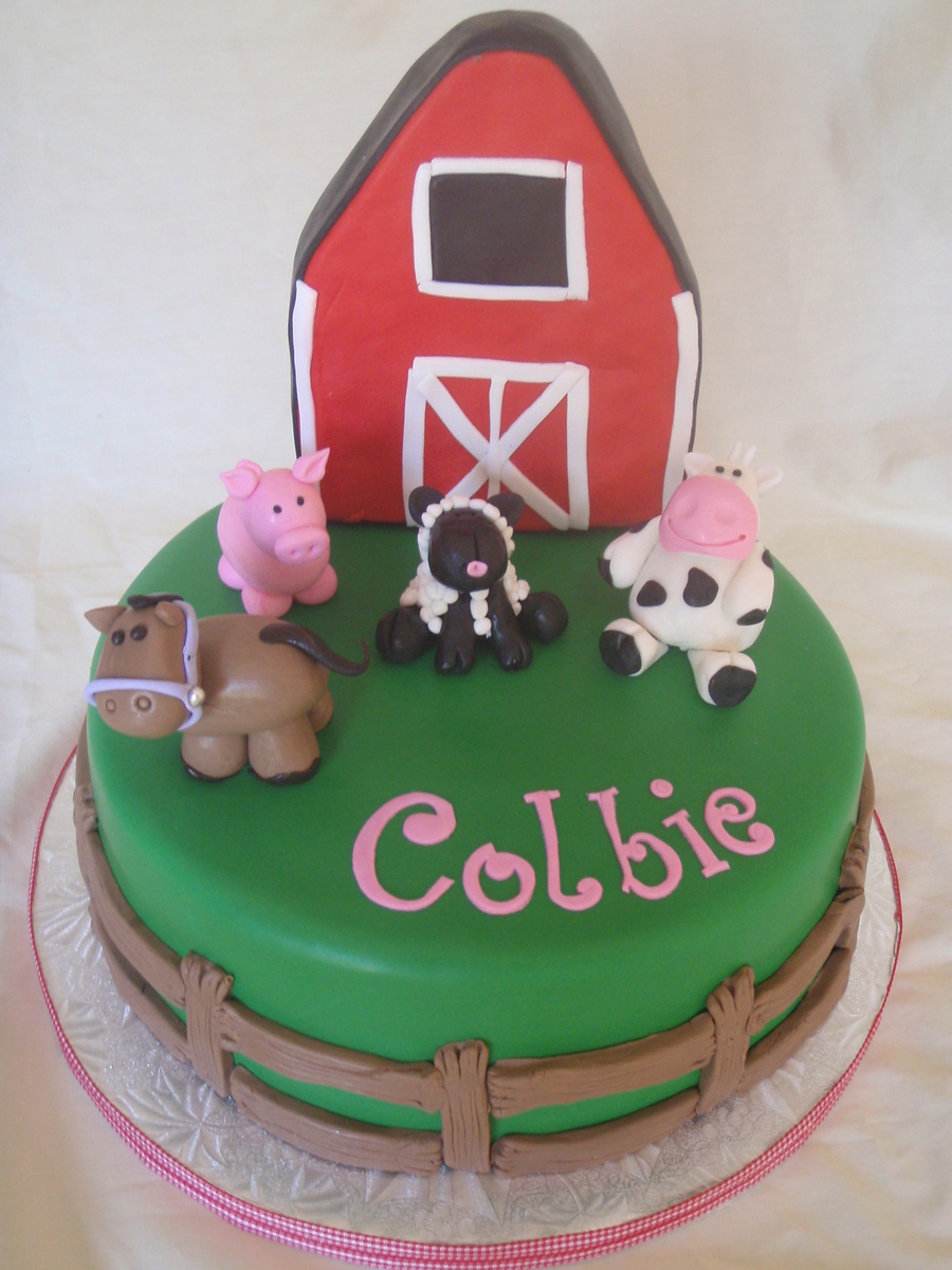 Childrens Barnyard Cake - CakeCentral.com