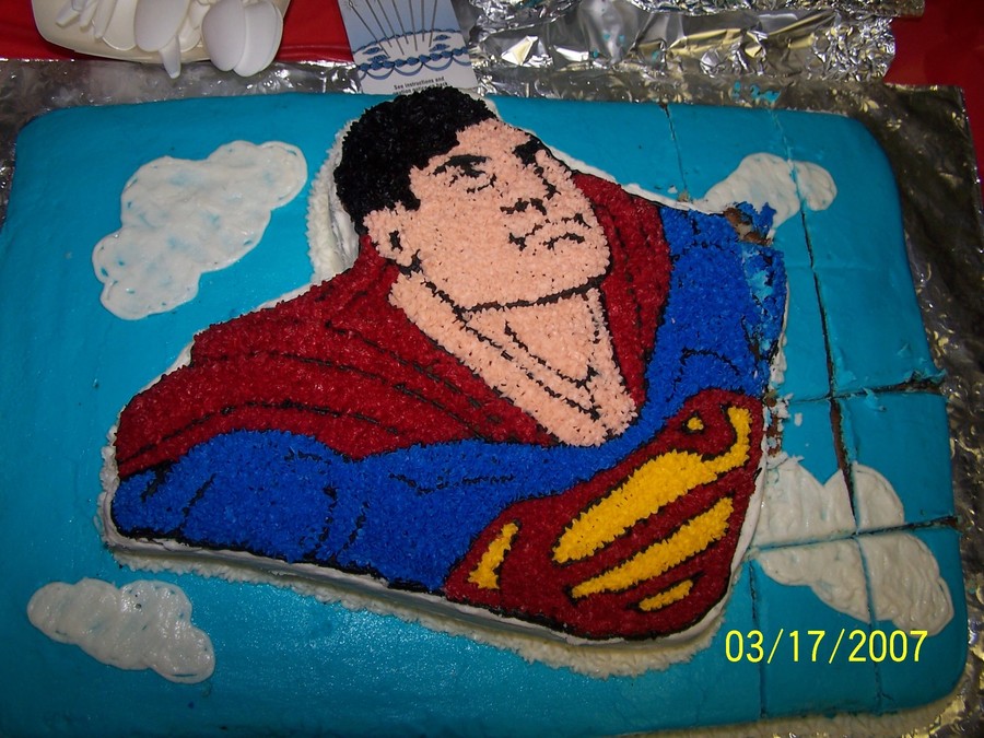 Superman Cake - CakeCentral.com