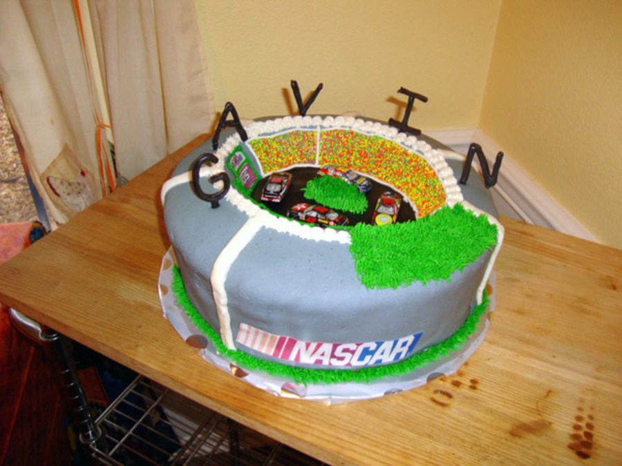 Nascar Cake - CakeCentral.com