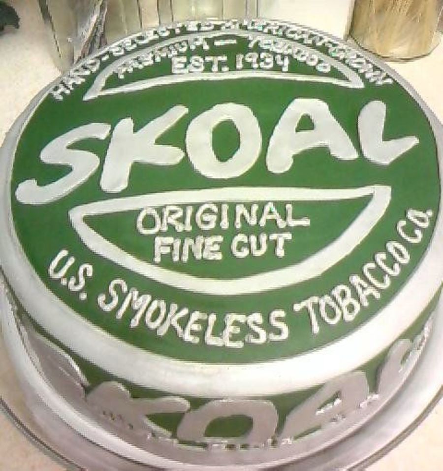Skoal Can Cake - CakeCentral.com