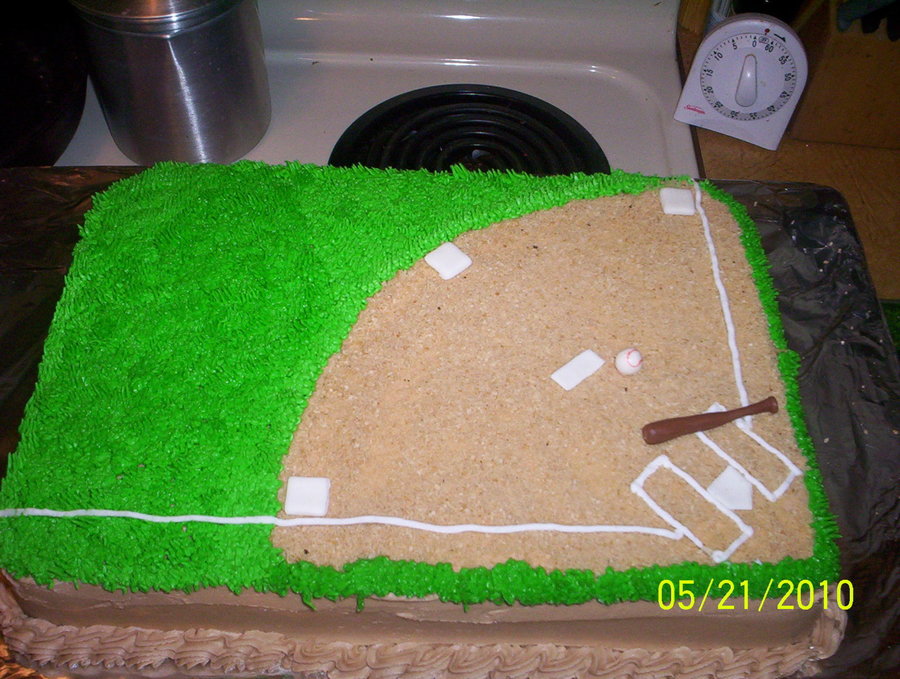 Softball Field - CakeCentral.com