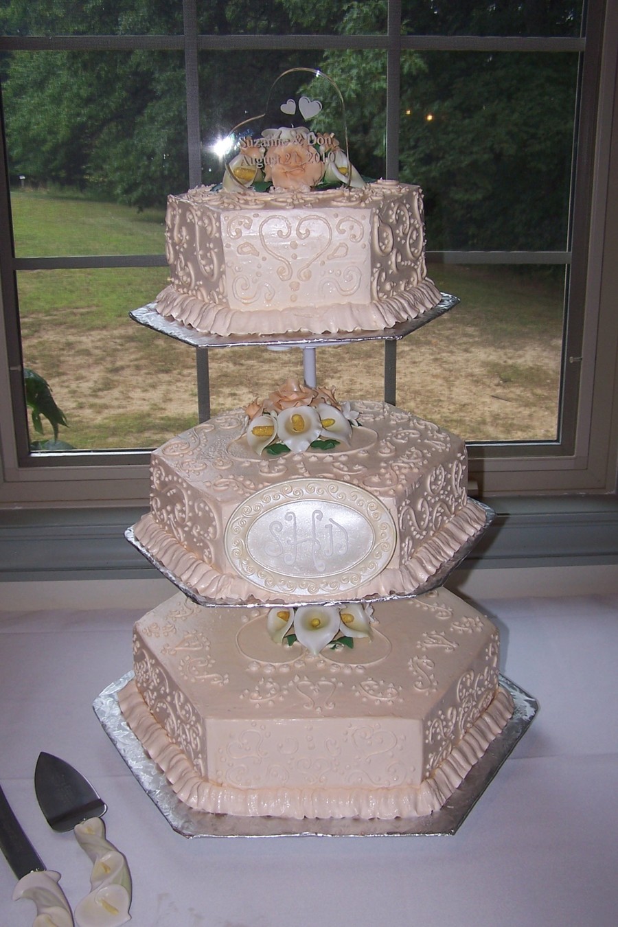 Hearts And Lace - CakeCentral.com