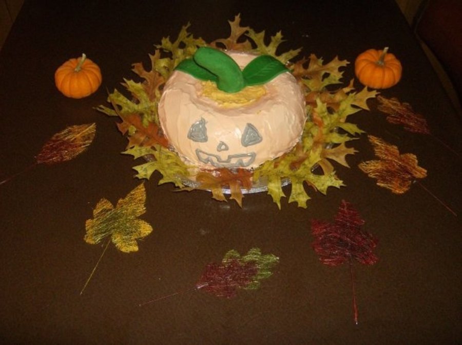 Jack O'lantern - CakeCentral.com