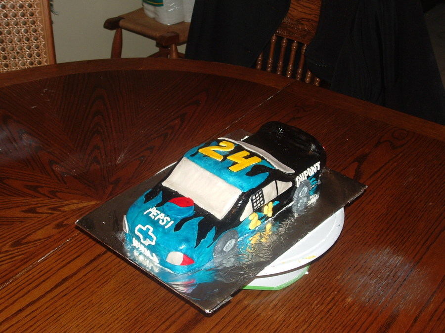 Jeff Gordons Pepsi Car - CakeCentral.com