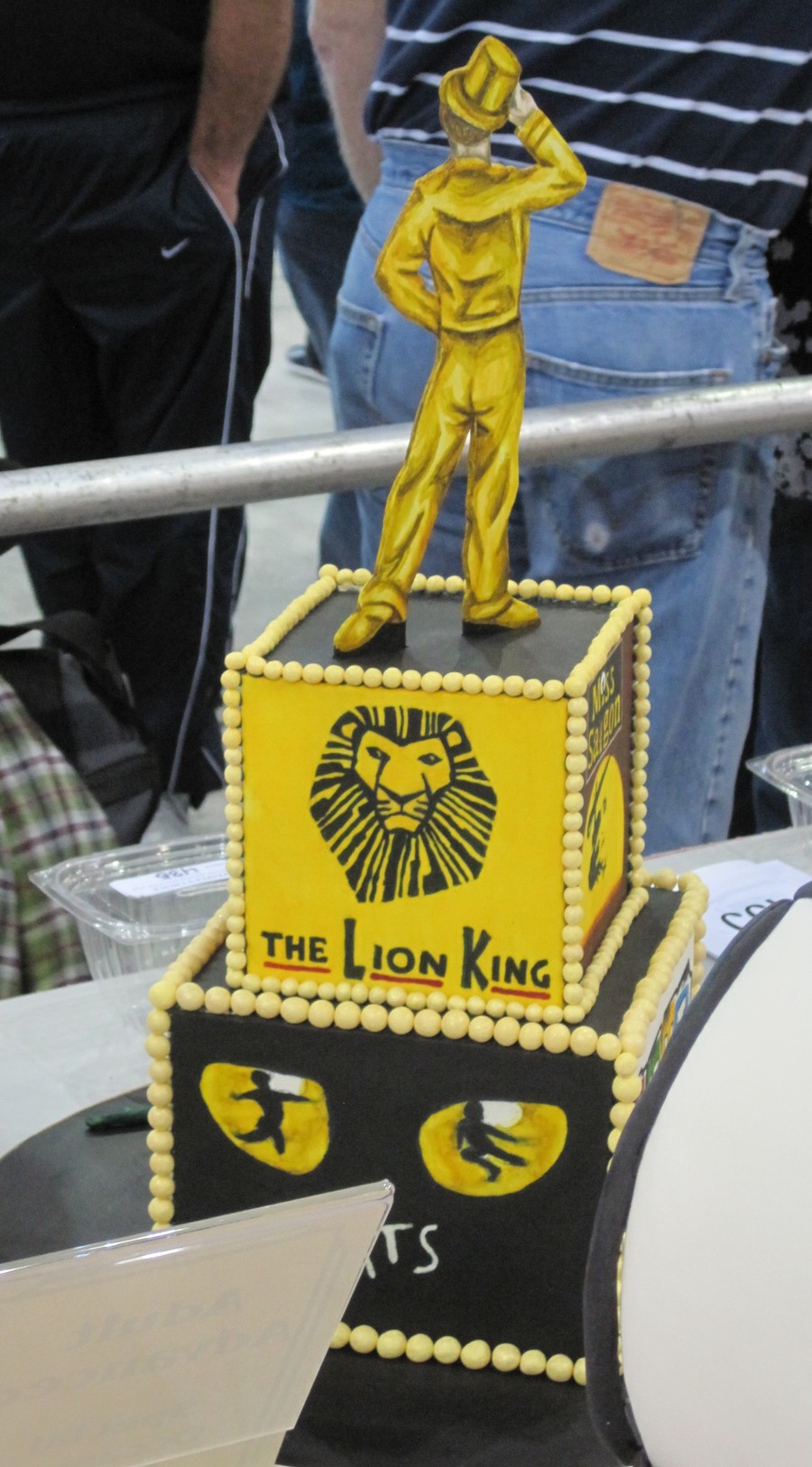 Broadway Cake - CakeCentral.com