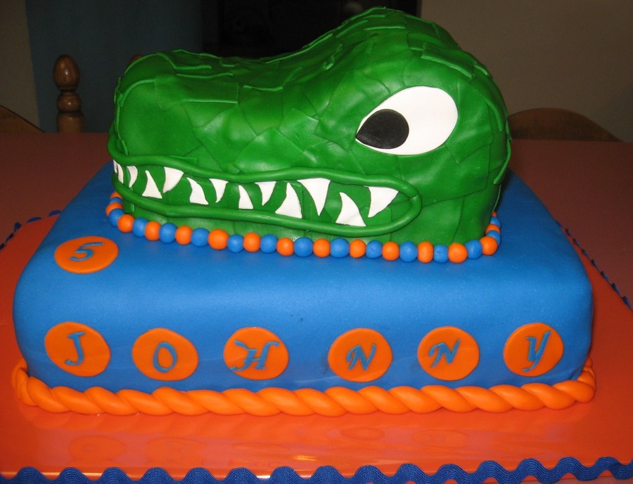 Gator Cake - CakeCentral.com