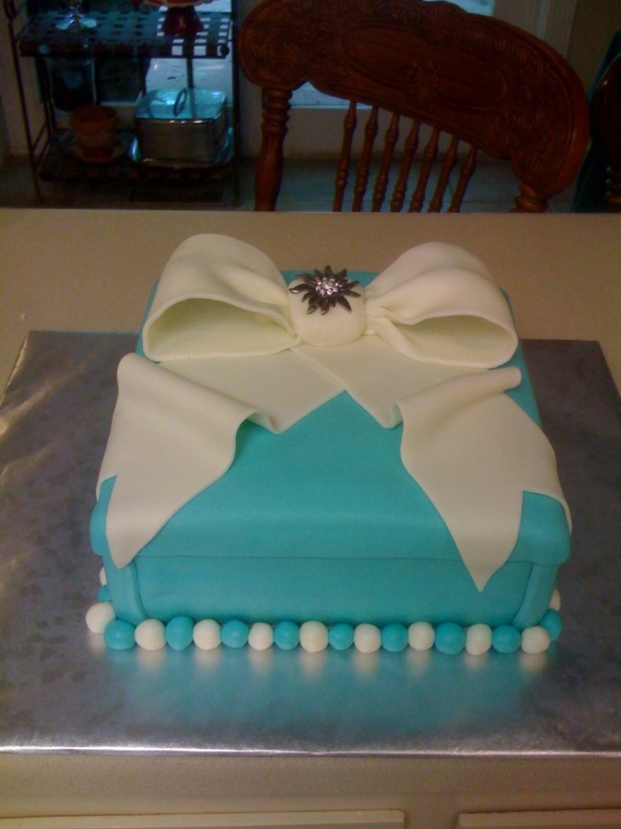 Tiffany Box - CakeCentral.com