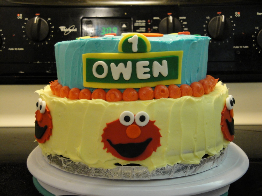 Elmo - CakeCentral.com