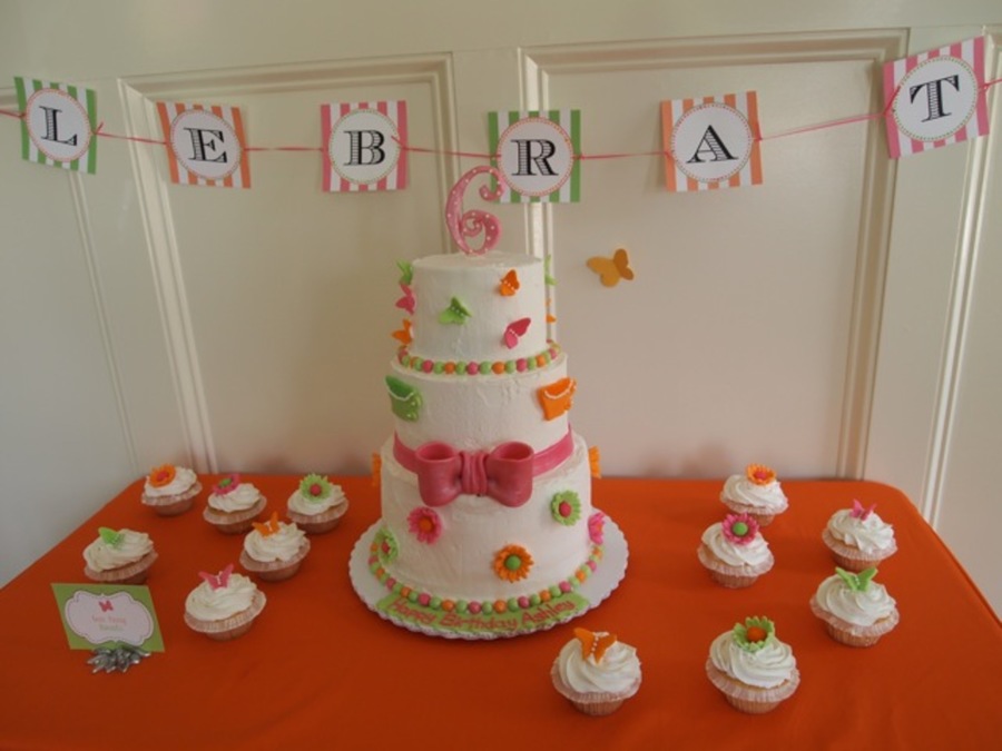 Girls 6Th Birthday Cake - CakeCentral.com
