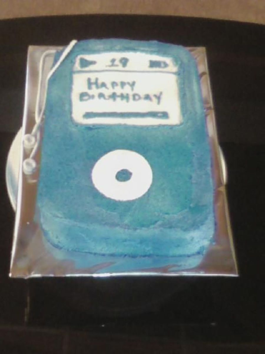 Ipod Birthday Cake - CakeCentral.com