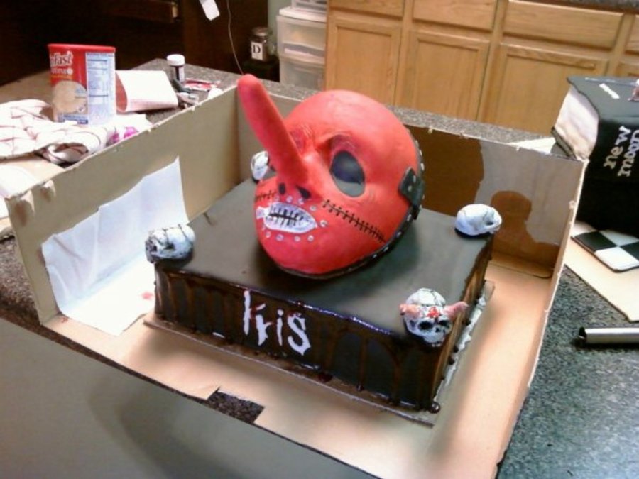 Slipknot Cake - CakeCentral.com