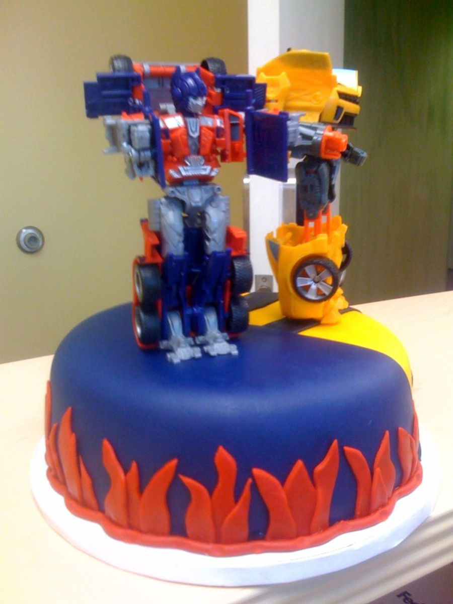 Transformers - CakeCentral.com