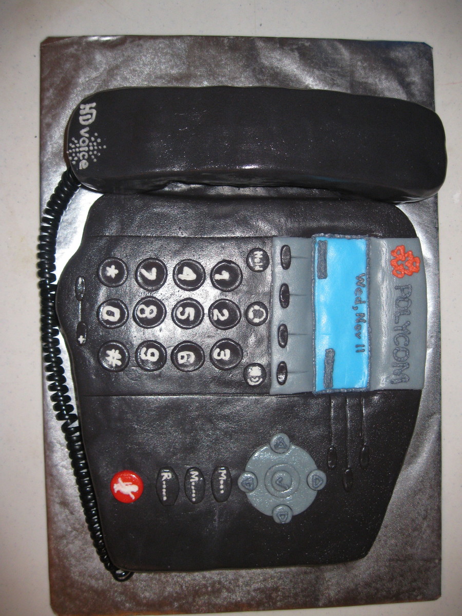 Phone Cake - CakeCentral.com