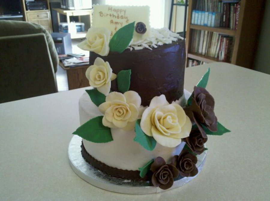 Black And White Rose Cake - CakeCentral.com